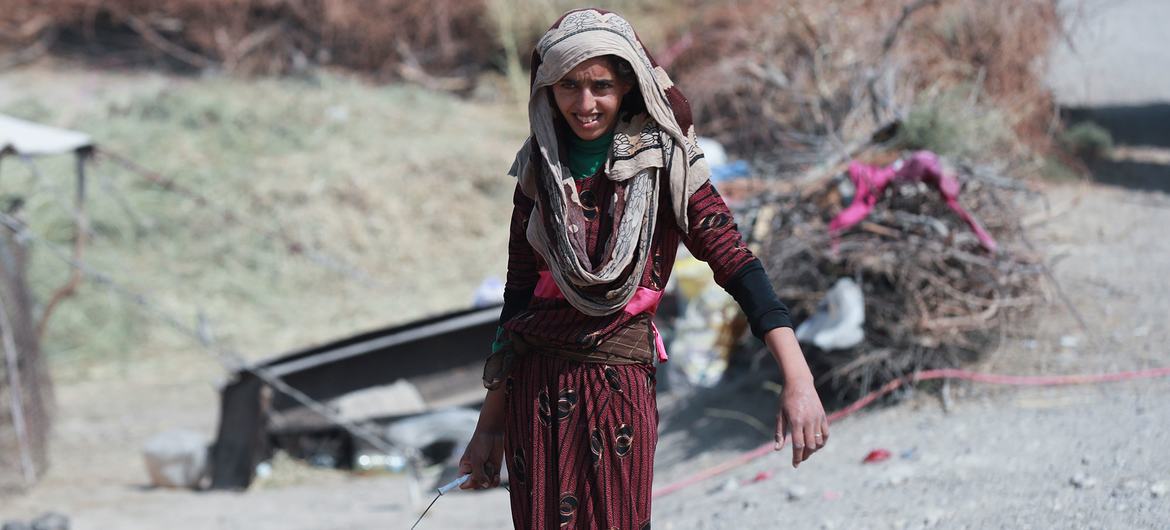 Lift ‘suffocating’ unilateral sanctions against Syrians, urges UN human rights expert | UN News